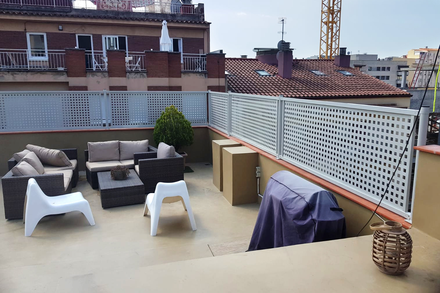 Verja Perforada Plus - Vallas Vallès